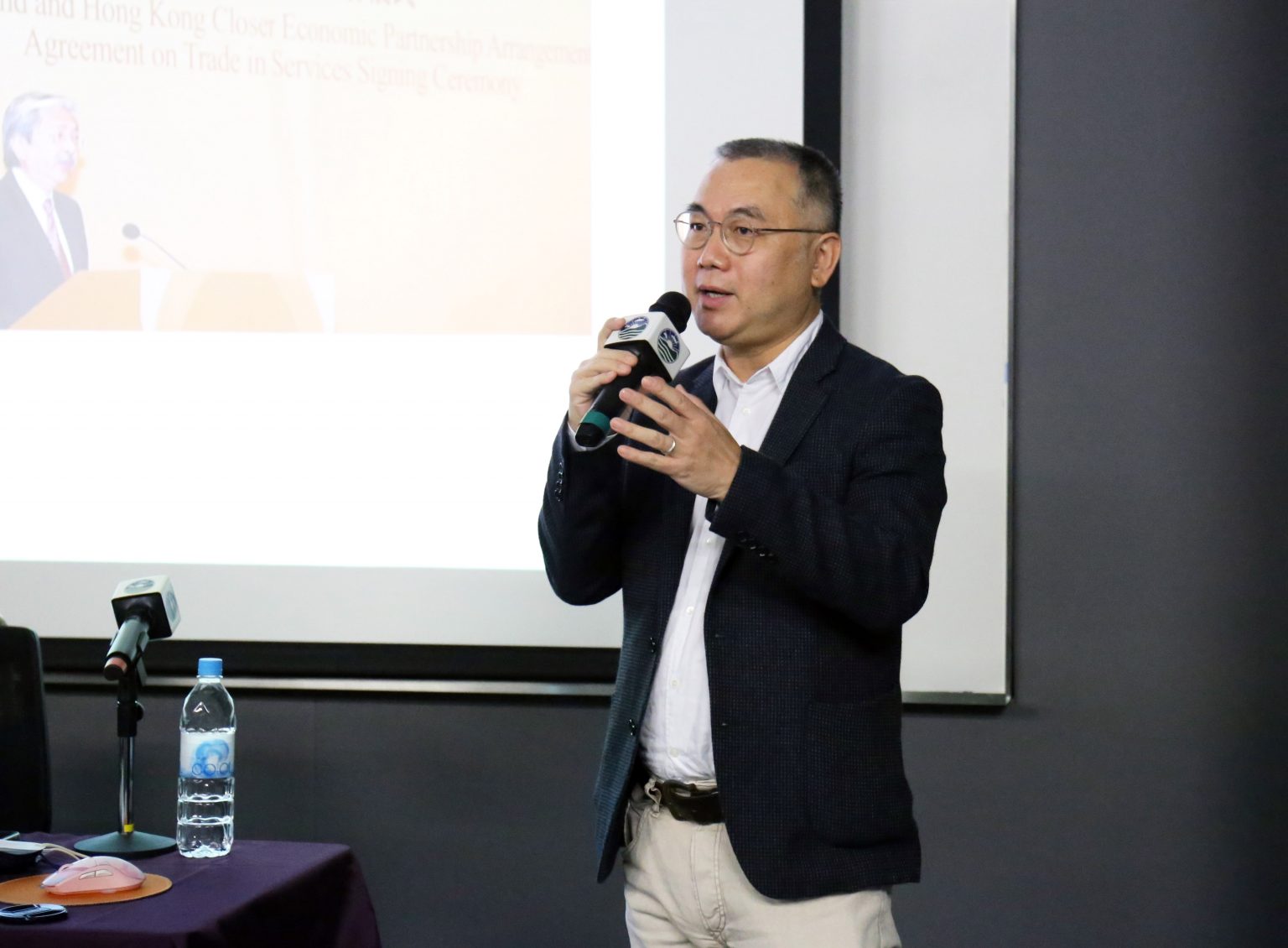 Seminar on HK Film Industry - Hong Kong Chu Hai College
