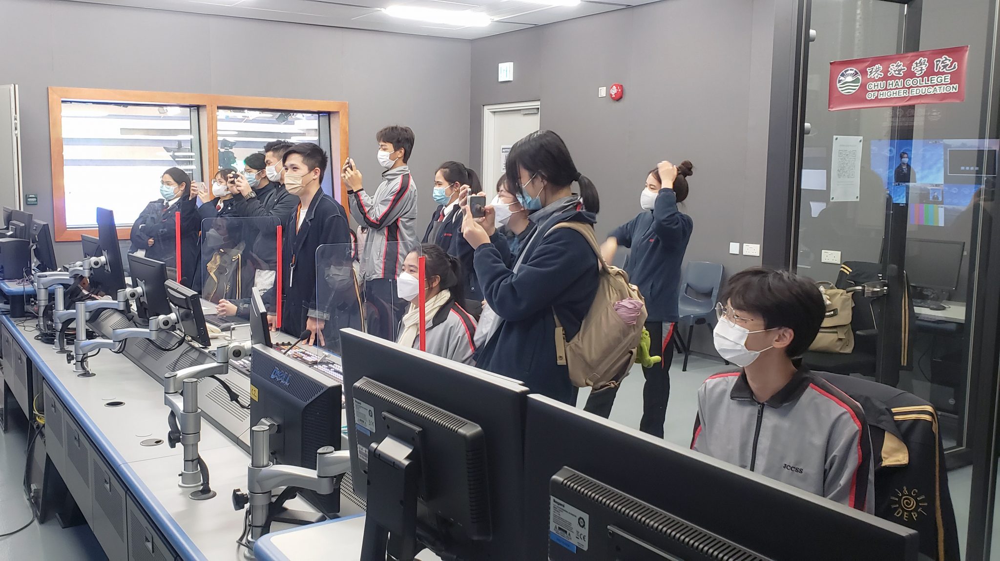 JCM teachers conduct workshops for secondary school students - Hong ...